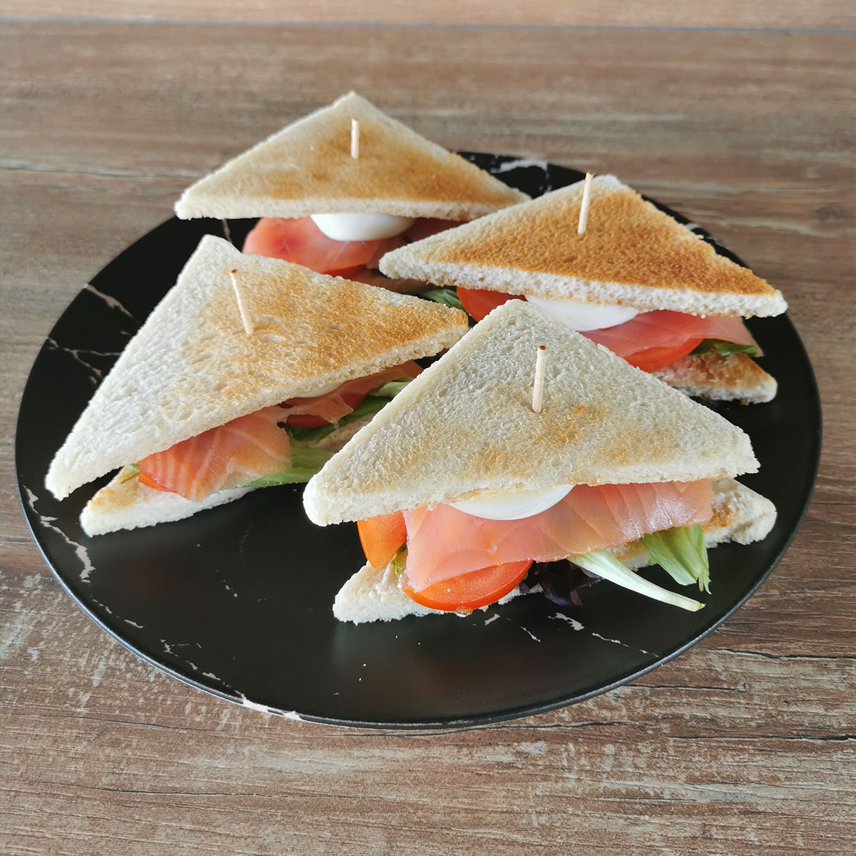 LA COPINE - LAISSE-TOI GUIDER